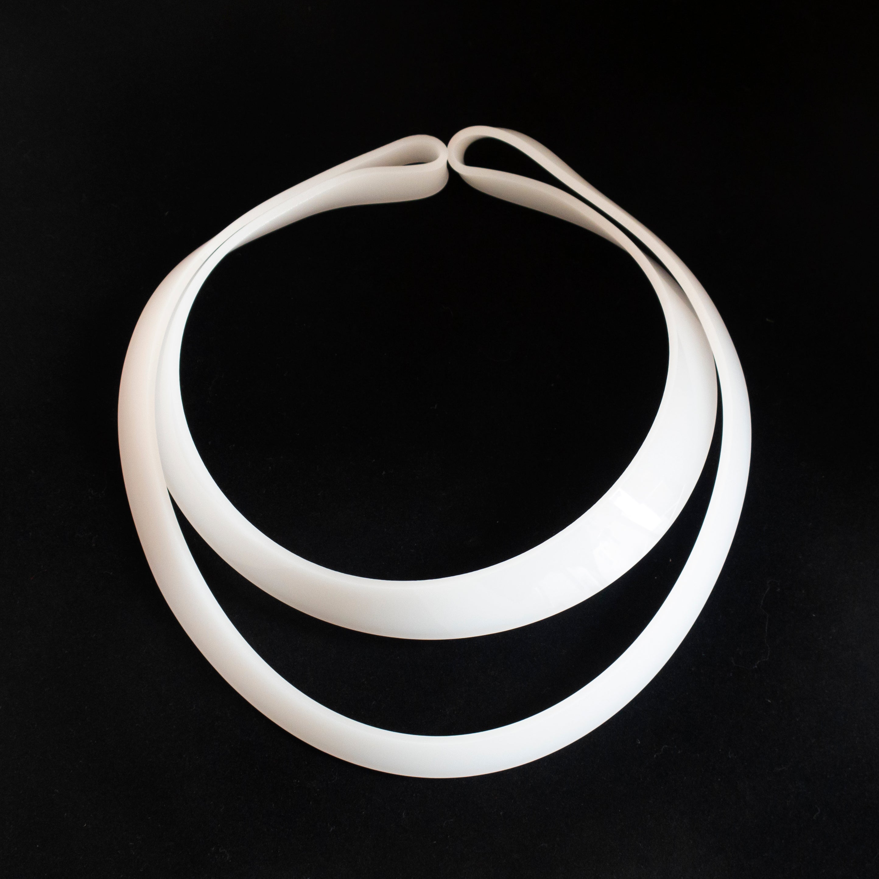 Double Layered Neck – Ex Ovo